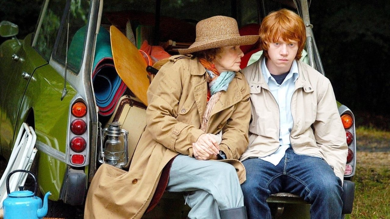 Driving Lessons (2006) Review - A Saucy and Dark Humoured Film