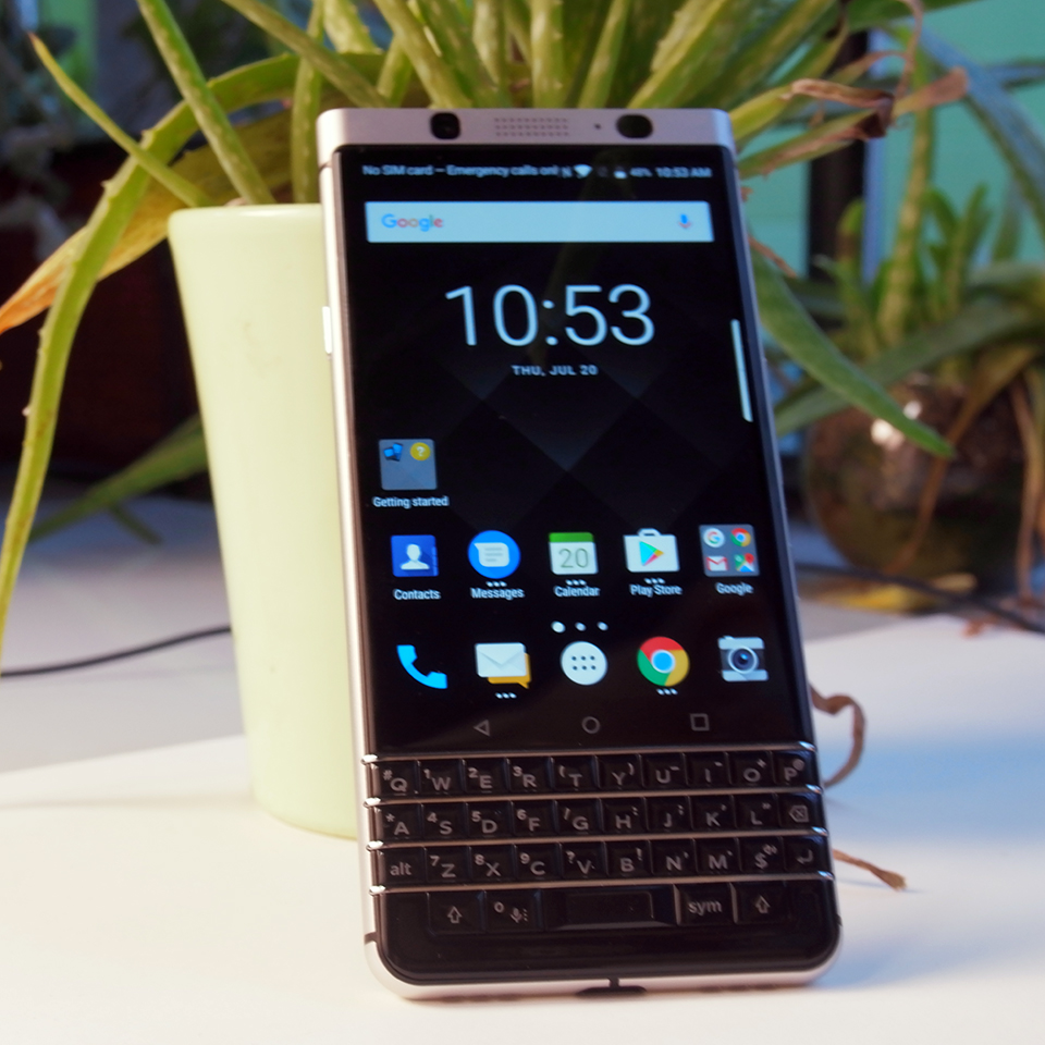 BlackBerry KEYone Smartphone Review - Hits the Right Buttons