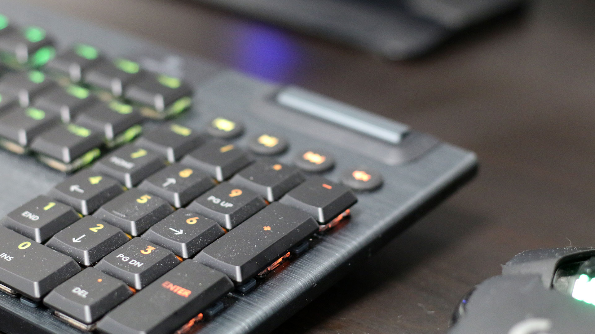 Logitech G915 Keyboard Review