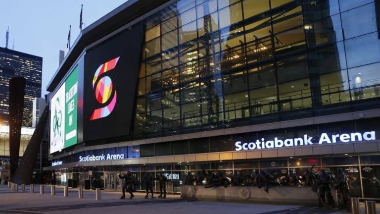 Toronto hosts League of Legends World Championship Finals.