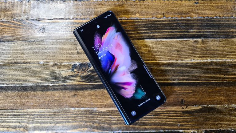 Samsung Galaxy Z Fold3 5G Review - CGMagazine