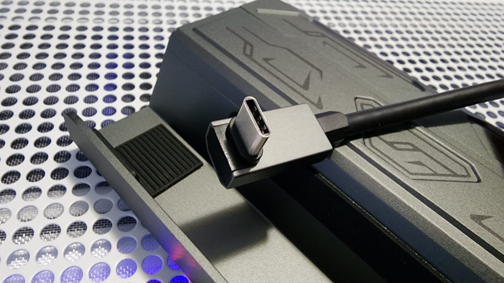 Jsaux M.2 Docking Station for Steam Deck Review - CGMagazine