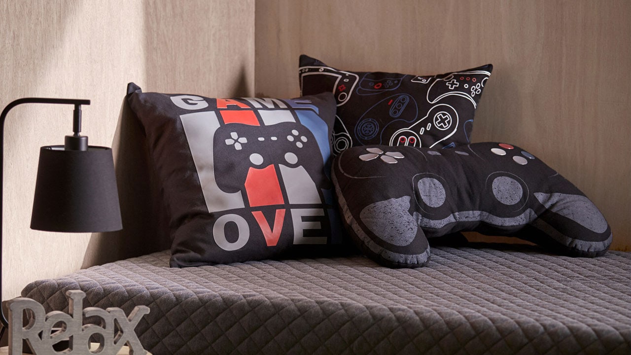 Streamline Your Gift Giving: Ideas for Streaming Fans