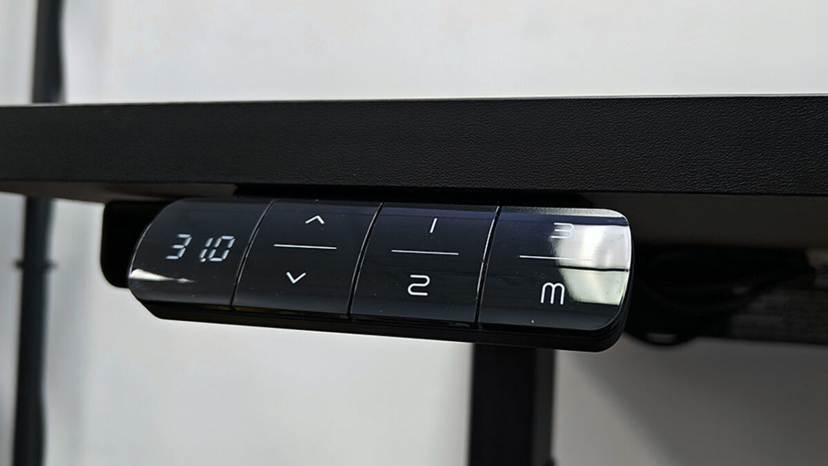 Humanscale eFloat Go Desk Review - CGMagazine