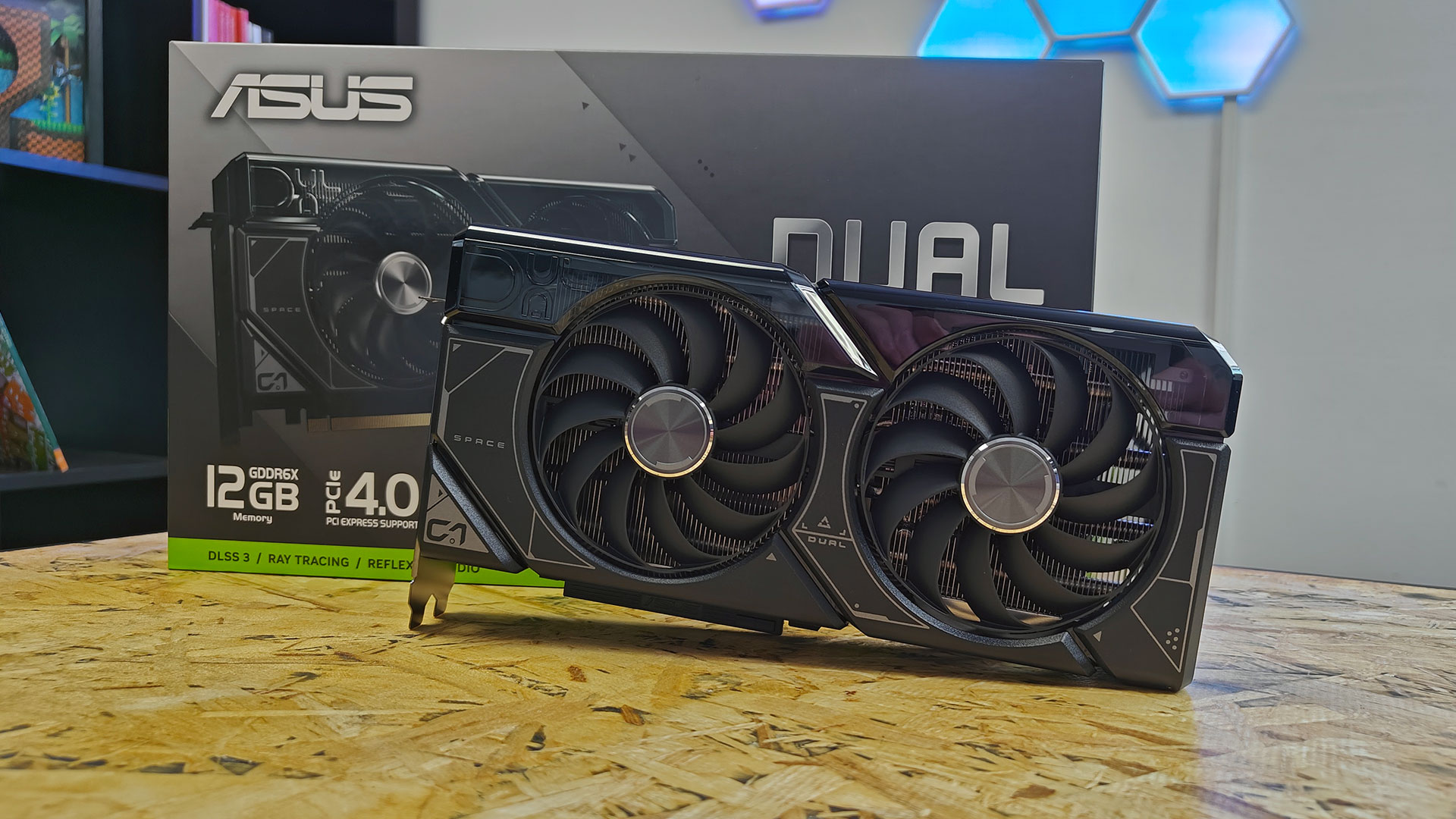 ASUS GeForce RTX 4070 Dual GPU Review