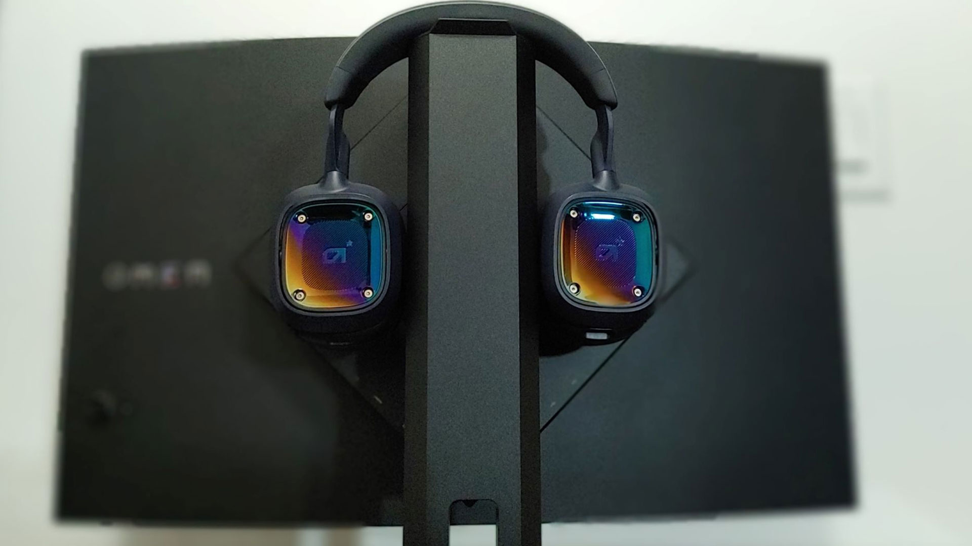 HP OMEN 27c Curved Gaming Monitor Review - CGMagazine