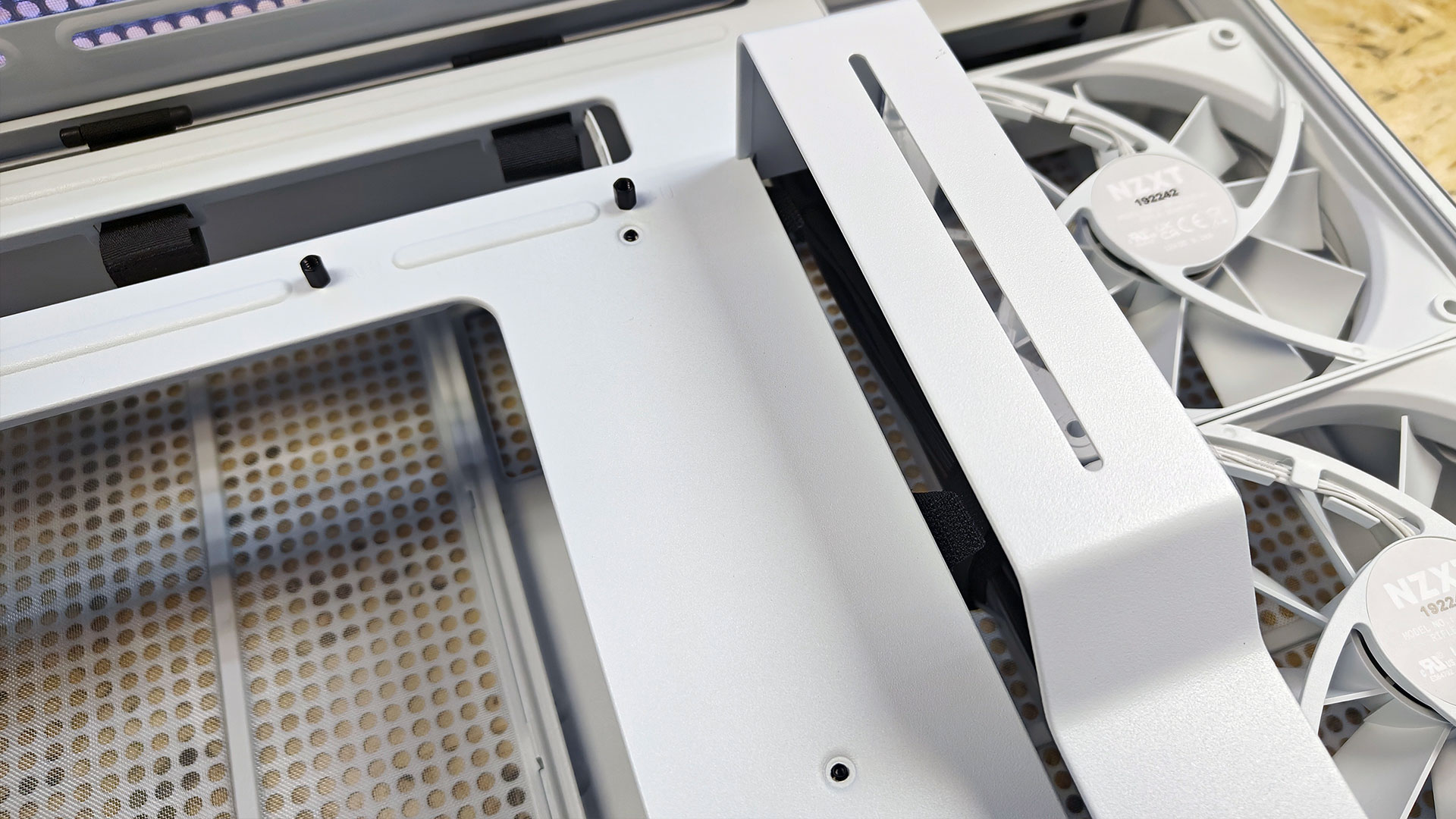 NZXT H9 Flow PC Case Review - CGMagazine