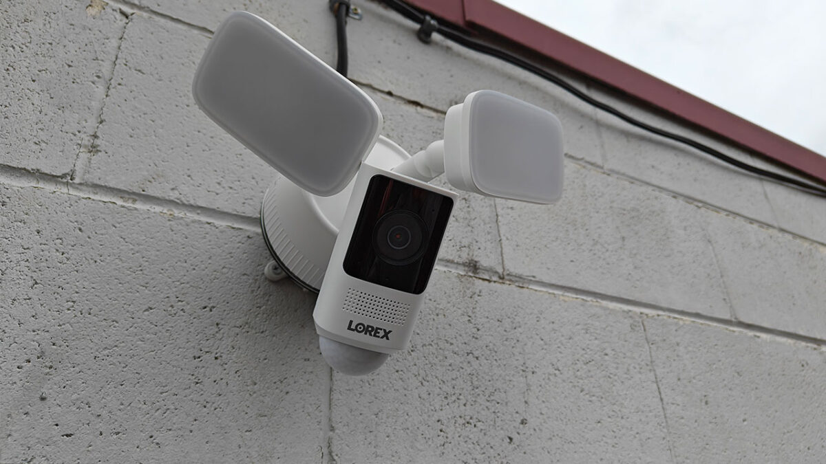Lorex 2K Wired Floodlight Security Camera Review - CGMagazine
