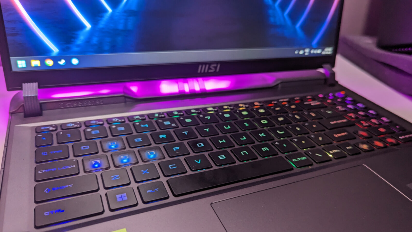MSI Vector GP68 HX 12V Gaming Laptop Review - CGMagazine