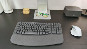 Logitech Wave Keys Keyboard Review - CGMagazine