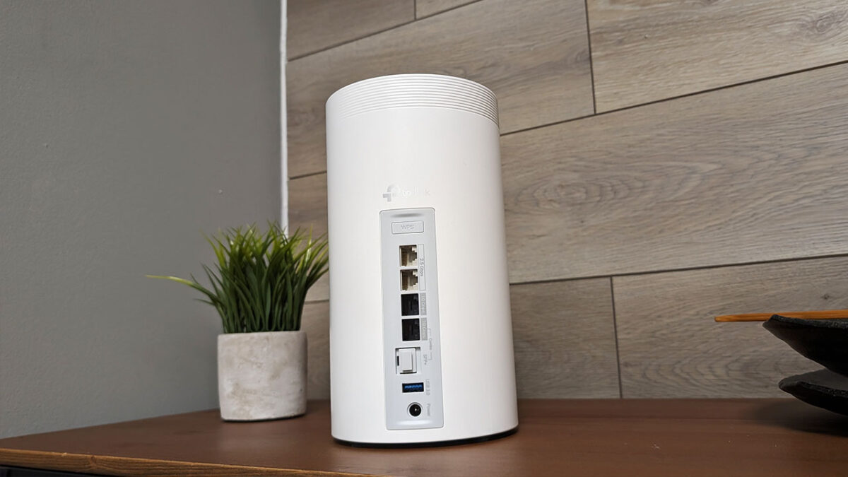 TP-Link Deco BE95 Wi-Fi 7 Mesh Router Review | CGMagazine