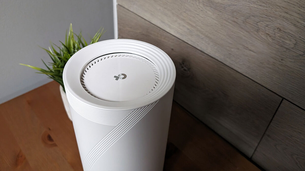 TP-Link Deco BE95 BE33000 Quand-band Mesh Router System Review - CGMagazine