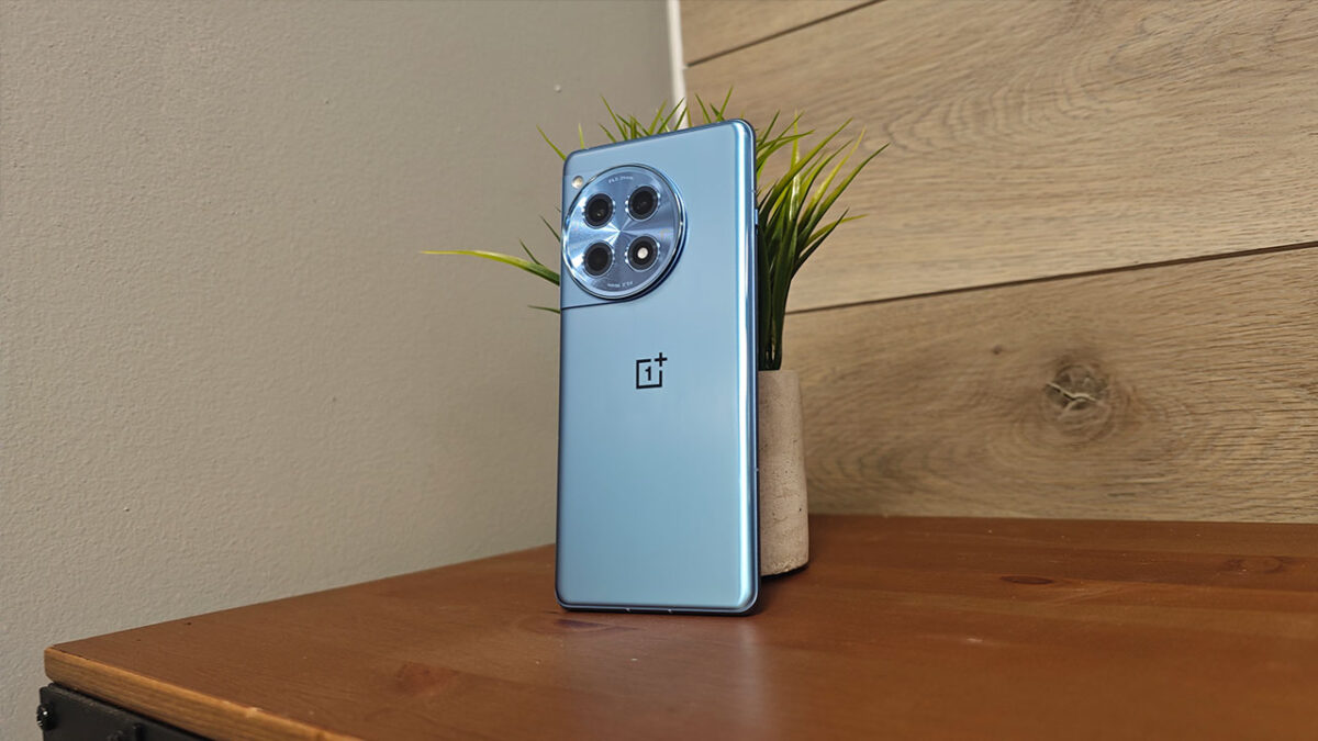OnePlus 12R Smartphone Review - CGMagazine