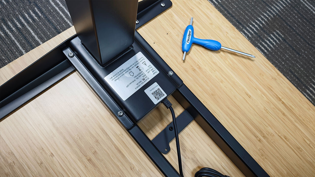 FlexiSpot E7 Pro Standing Desk Review - CGMagazine
