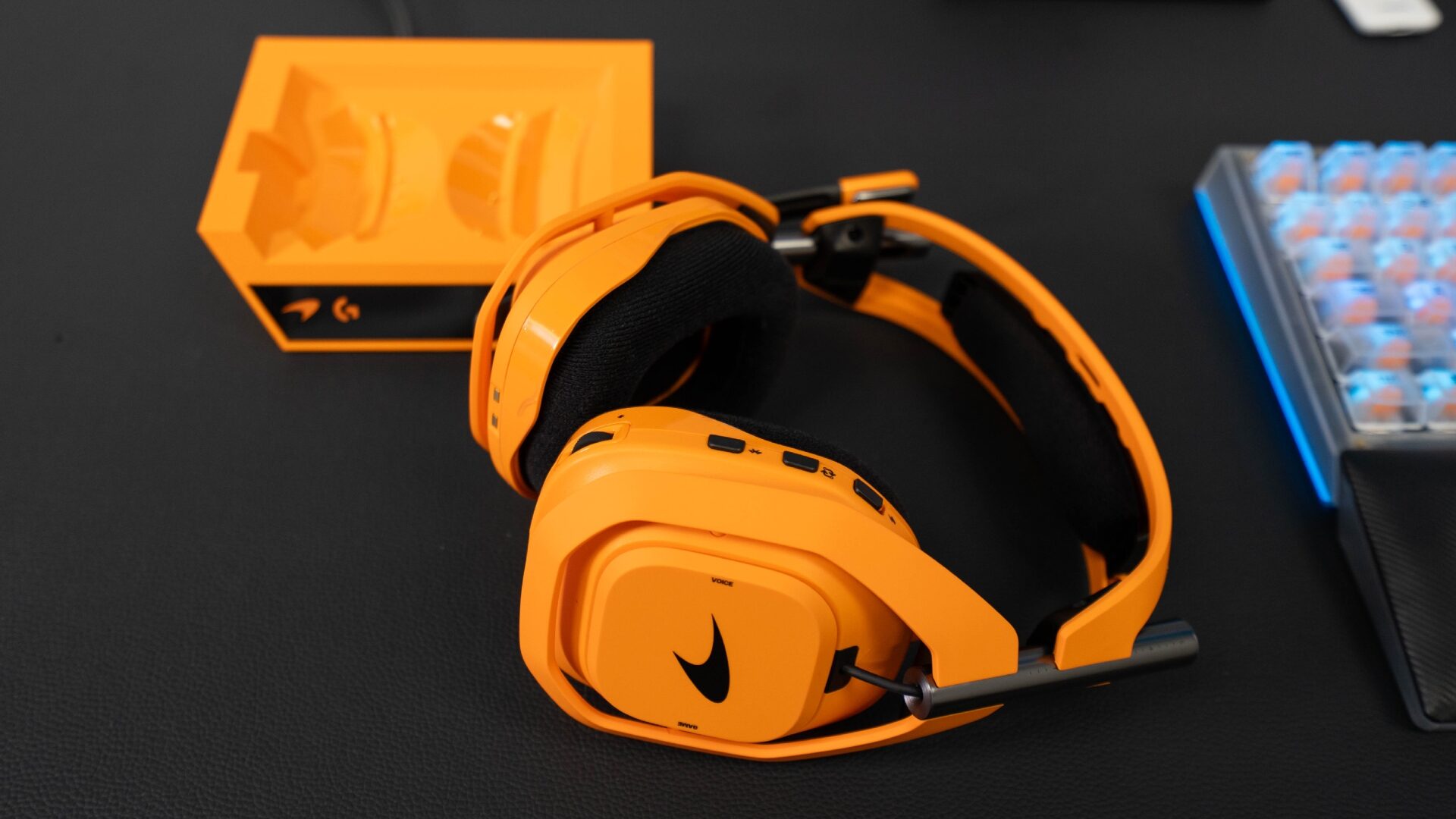 Logitech A50 X Lightspeed Wireless Gaming Headset McLaren Racing ...