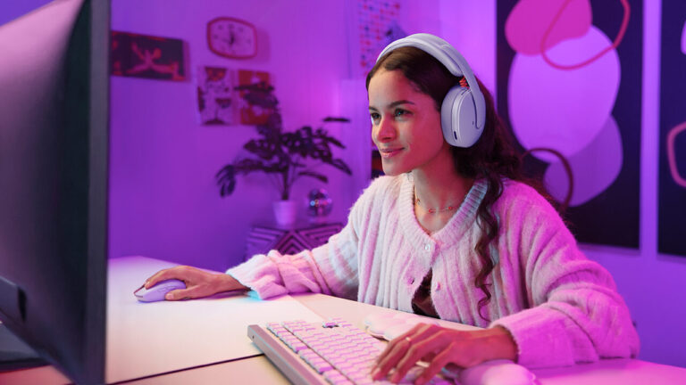 Logitech G Launches New Logitech G325 LIGHTSPEED Gaming Headset
