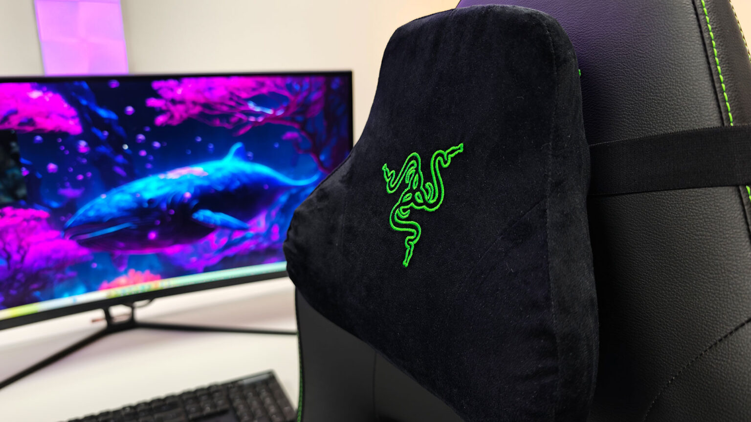 Razer Iskur V2 NewGen Gaming Chair Review - CGMagazine